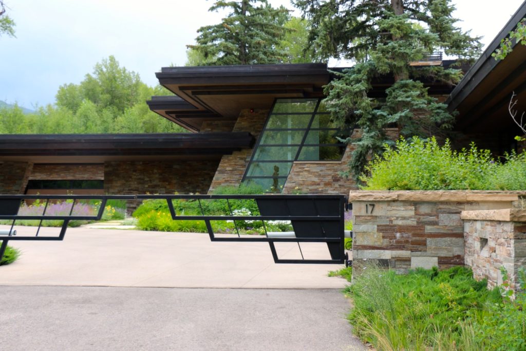 Aspen Architecture – The Potted Boxwood