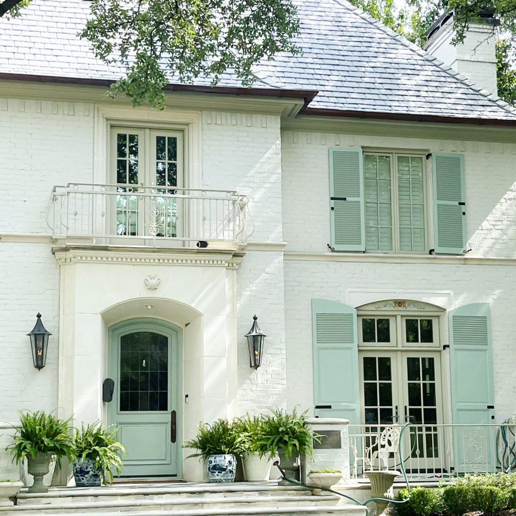 PAINT – The Potted Boxwood