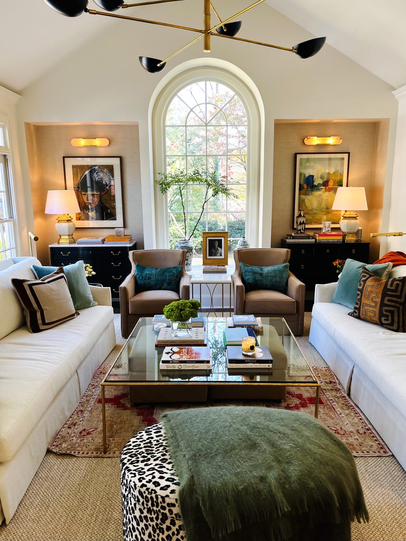 Beyond the Curb Home Tour with HFC Interiors – The Potted Boxwood