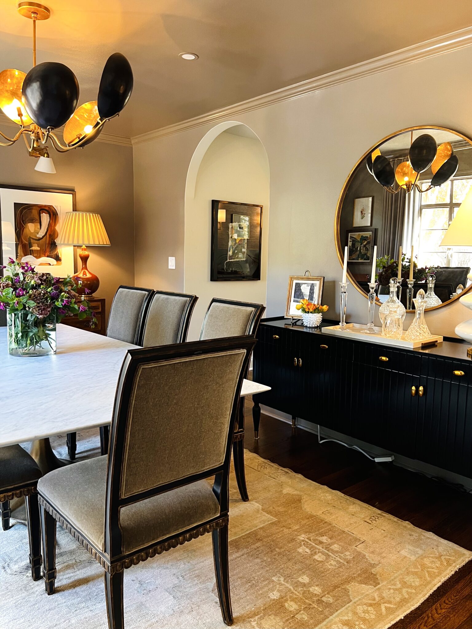 Beyond the Curb Home Tour with HFC Interiors – The Potted Boxwood