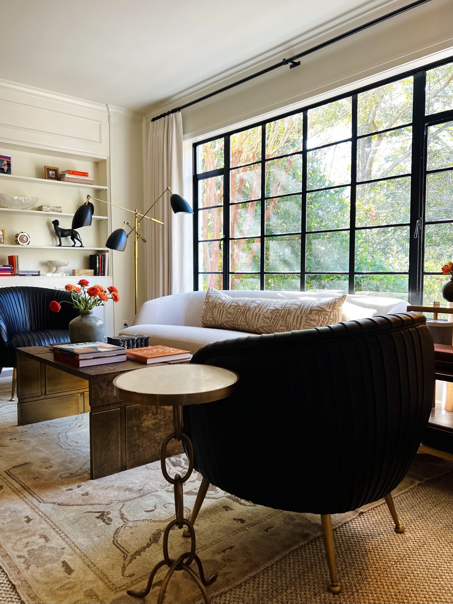 Beyond the Curb Home Tour with HFC Interiors – The Potted Boxwood