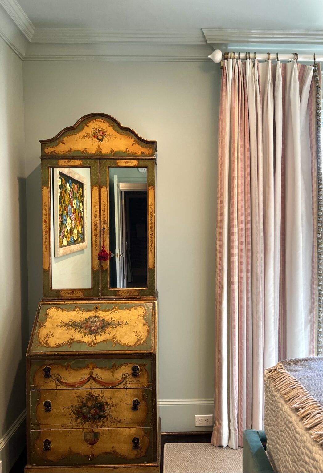 Beyond the Curb Home Tour with Canon and Dean Design – The Potted Boxwood