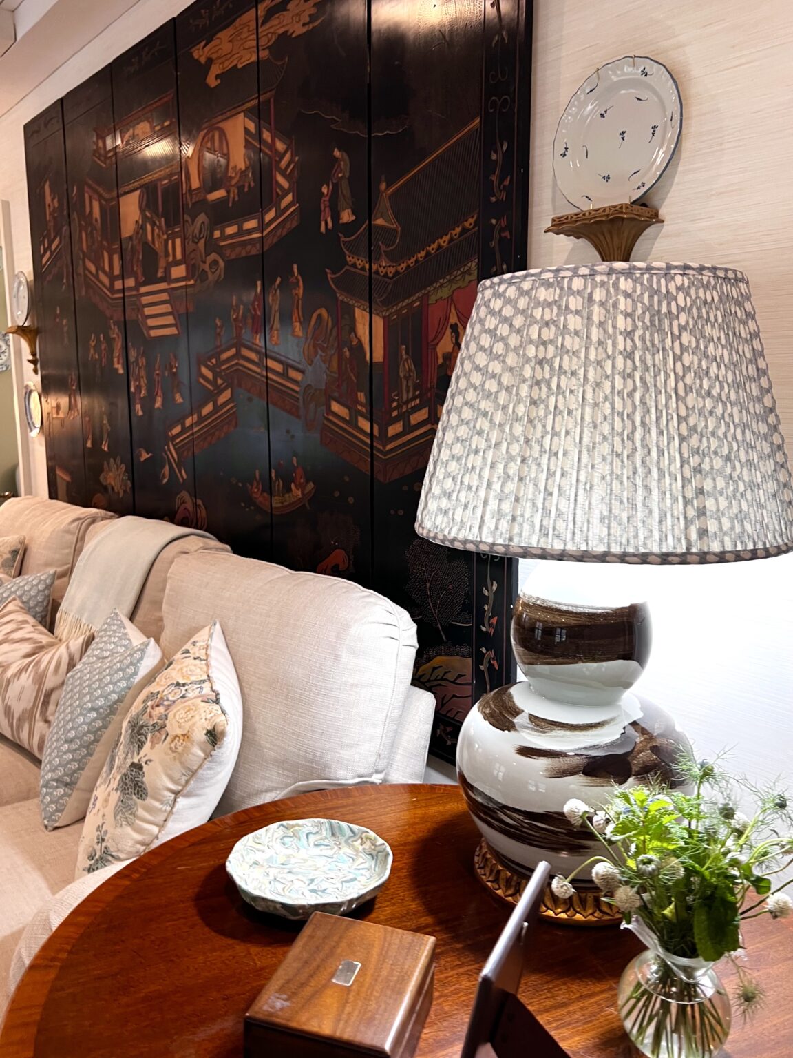 Beyond the Curb with Elizabeth Cook (Atlanta) – The Potted Boxwood